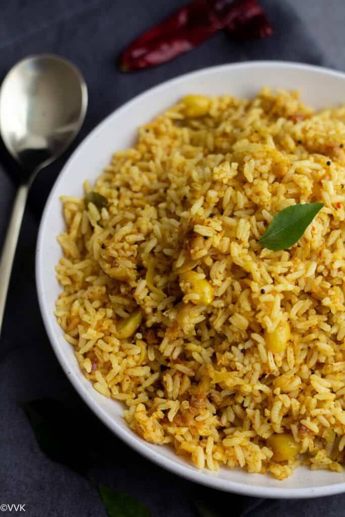 Delicious Raw Mango Rice Recipe: A Tangy and Spicy Delight