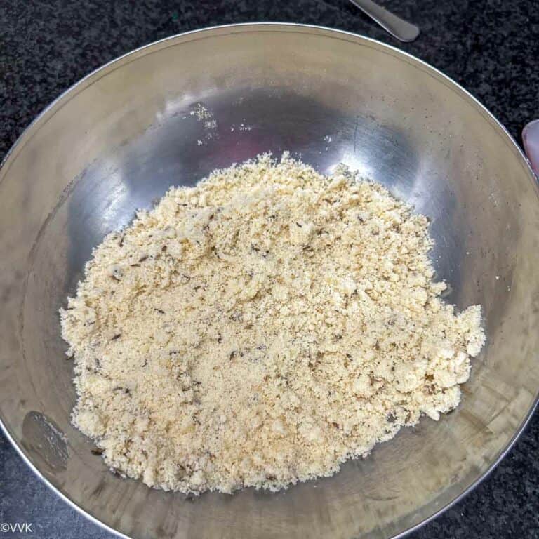 Uppu Seedai | Savory Seedai - Vidhya’s Vegetarian Kitchen