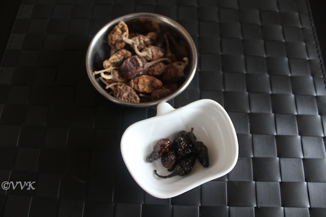 Mor Milagai / Sun Dried Chillies - Vidhya’s Vegetarian Kitchen