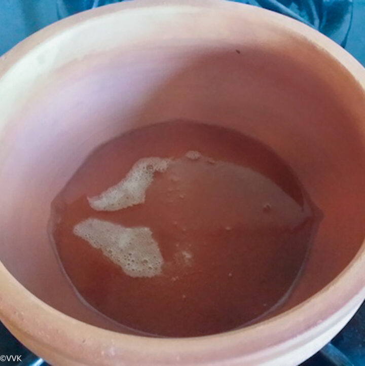 Delicious Karuvadam Vathal Kuzhambu Recipe