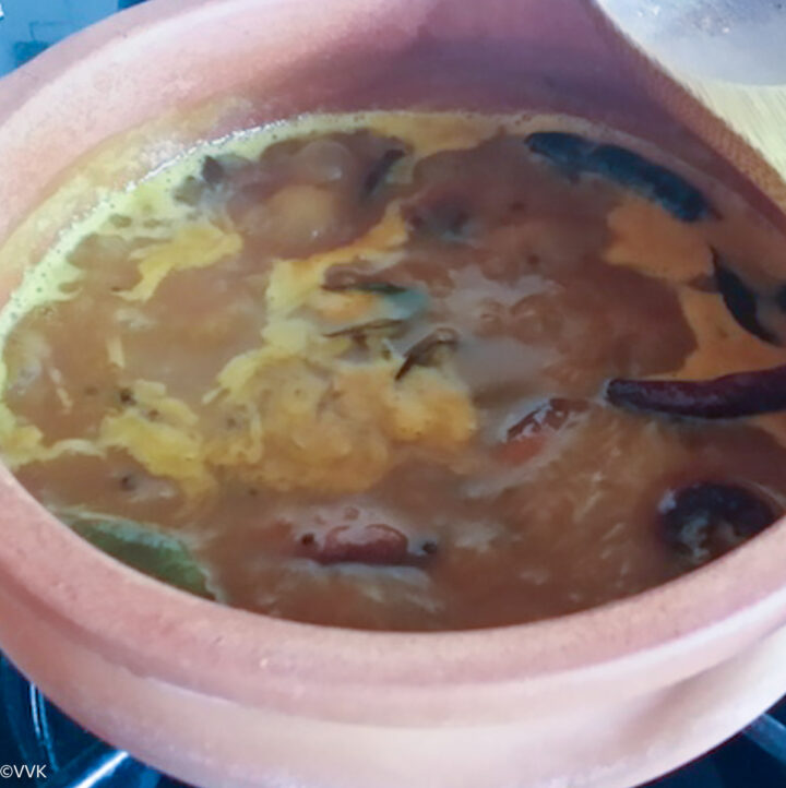 Delicious Karuvadam Vathal Kuzhambu Recipe