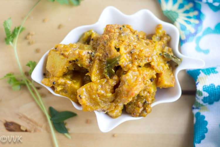 Kadarangai Gojju | Wild-Lemon Sweet and Sour Gravy