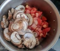 Xacuti | Goan Mushroom Xacuti | Vegetarian Shakuti