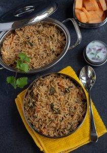 Fenugreek Leaves Pulav | Instant Pot Methi Pulav - Vidhya’s Vegetarian ...