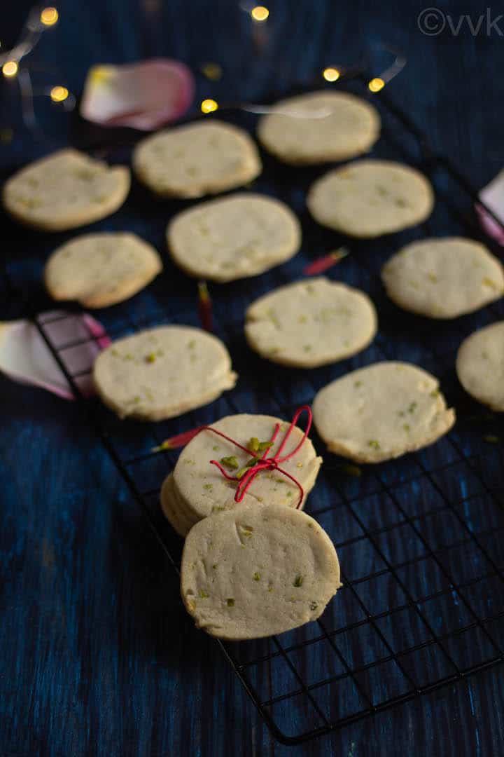 Gulab Jamun Mix Cookies | Eggless Gulab Jamun Shortbread Cookies ...