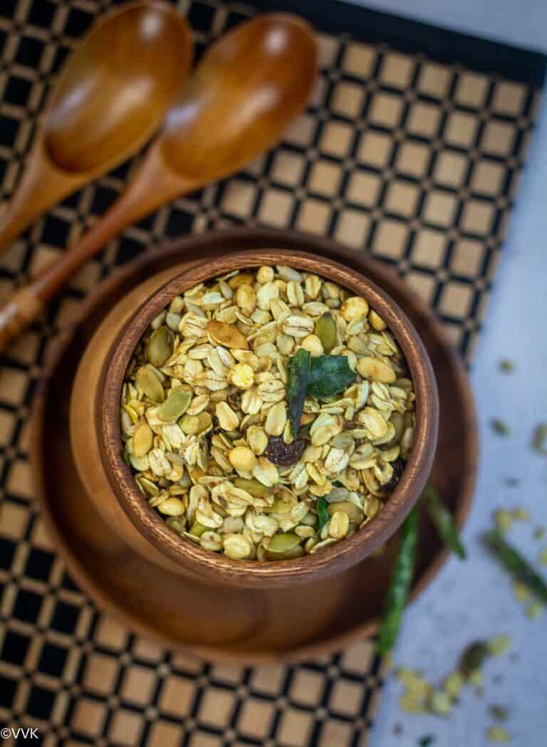 Healthy Oats Chivda | Nut-Free Rolled Oats Chivda - Vidhya’s Vegetarian ...