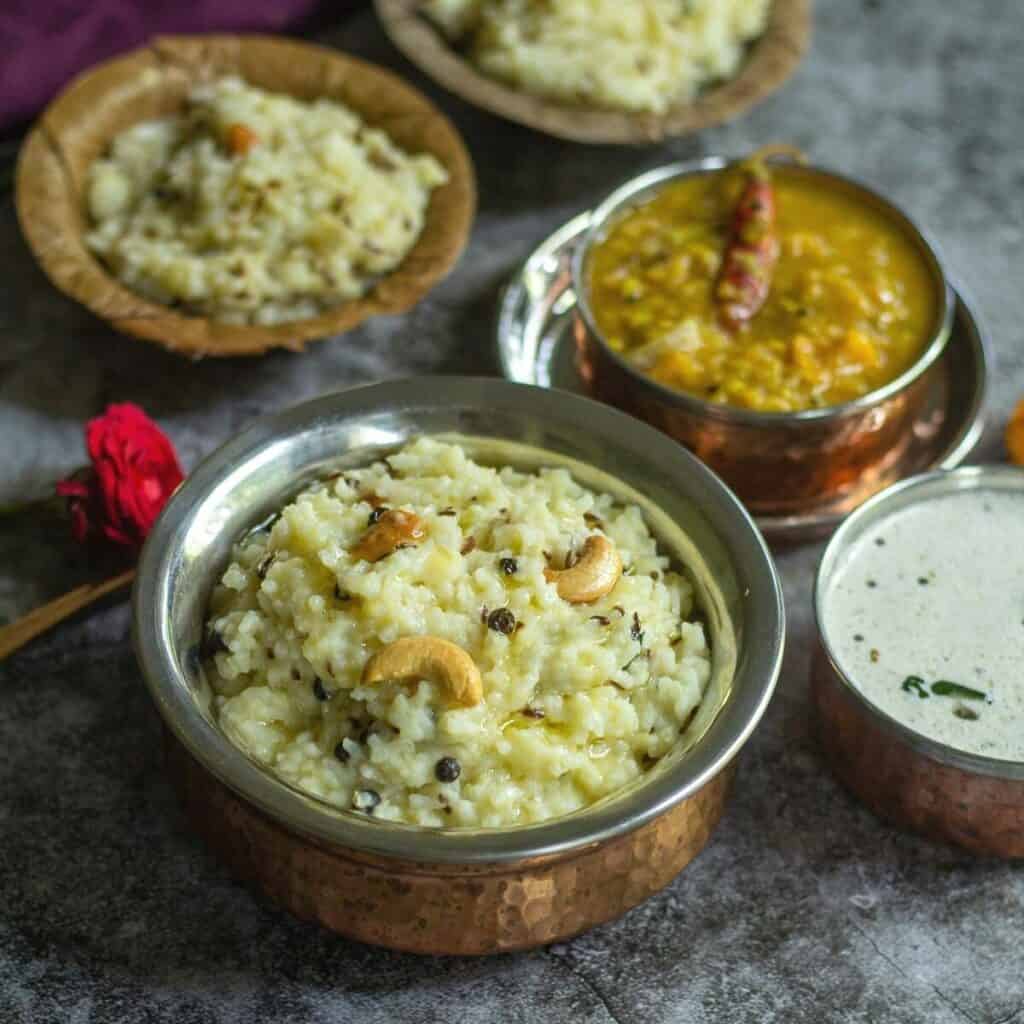 Ven Pongal | Pressure Cooker Ven Pongal