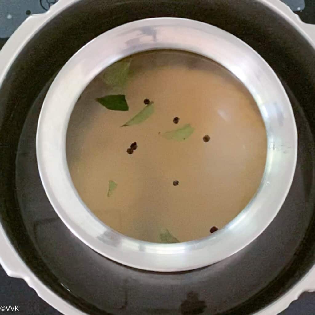 Ven Pongal | Pressure Cooker Ven Pongal