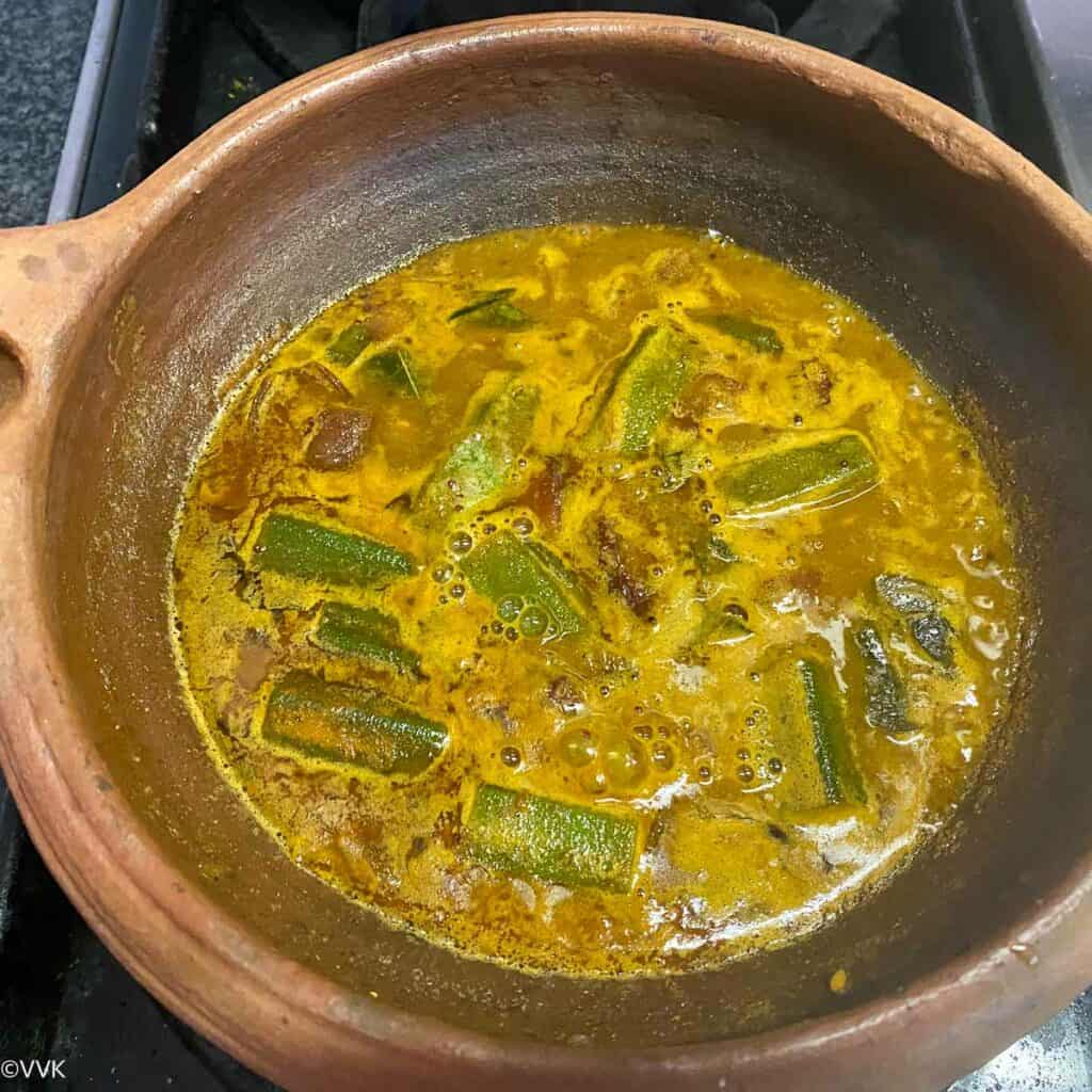 Bendekai Gojju | Tamarind-Based Okra Gravy