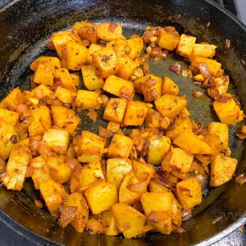 Easy Roti Rolls with Potato Curry | Potato Chapati Roll