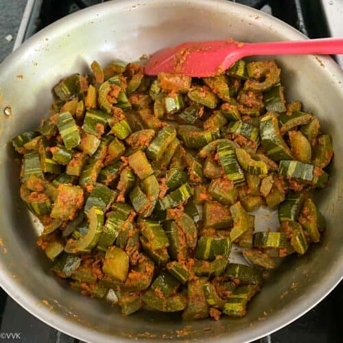 Snake Gourd Curry | Chichinda Sabji - Vidhya’s Vegetarian Kitchen